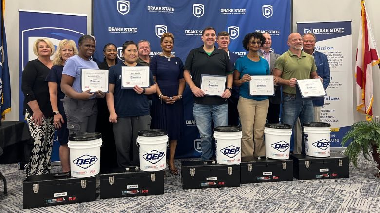 FCEF Progress Report 2025 | FLOOR Trends & Installation